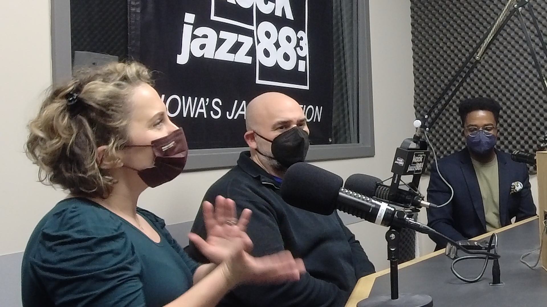 Culture Crawl 782 “Shoulder Pads – How Big?” – Jazz 88.3 KCCK